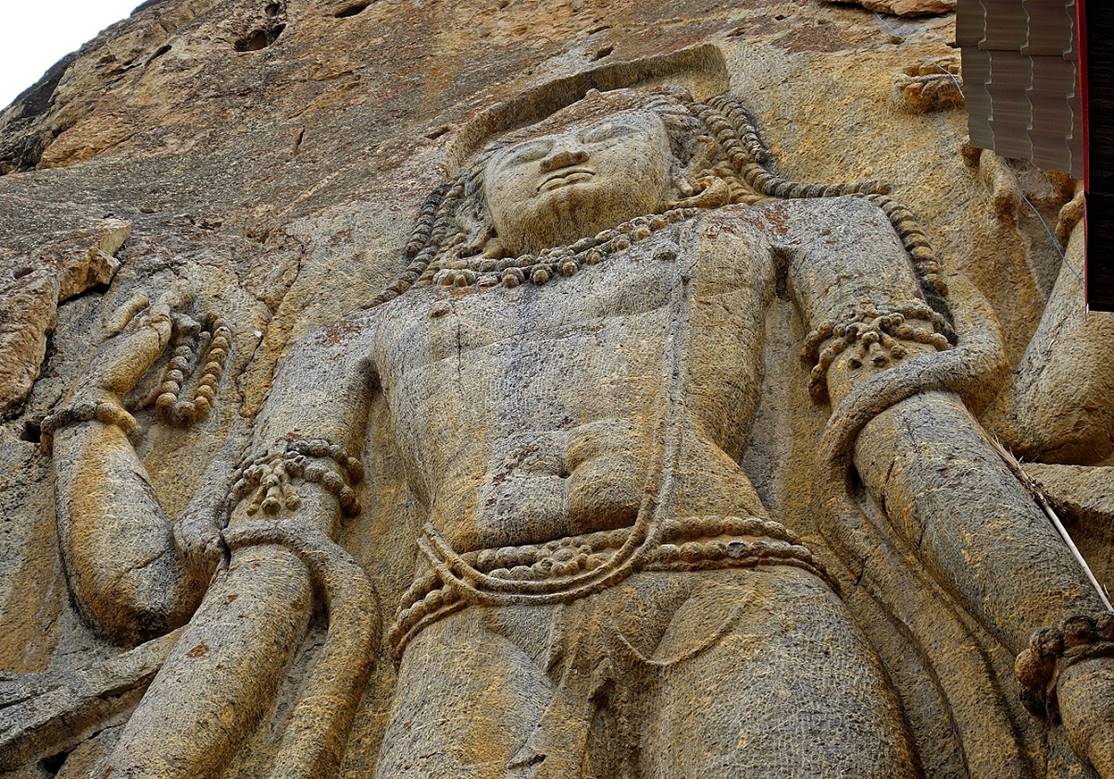 Guide Du Village De Mulbekh : Découvrez Le Géant Maitreya Et Les ...